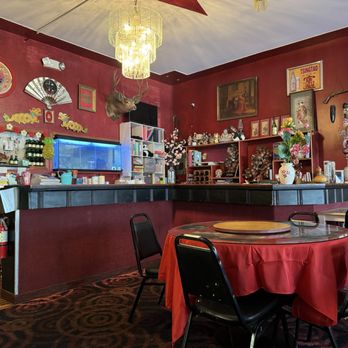 PINEAPPLE RESTAURANT - Updated December 2025 - 65 Photos & 107 Reviews ...