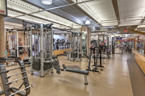 THE EDGE FITNESS CLUBS - Updated September 2024 - 15 Photos & 128 ...