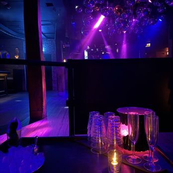 ELECTRIC HOTEL - Updated January 2026 - 37 Photos & 72 Reviews - 222 W ...