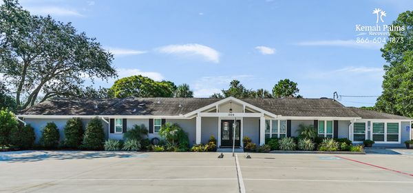 KEMAH PALMS RECOVERY - Updated April 2025 - 31 Photos & 10 Reviews - 1013 Delesandri Ln, Kemah ...