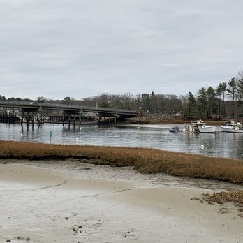 WIGGLY BRIDGE - Updated August 2025 - 84 Photos & 24 Reviews - 30 Lilac ...