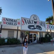 ANIMAL WORLD & SNAKE FARM - 625 Photos & 260 Reviews - 5640 Ih 35 S ...