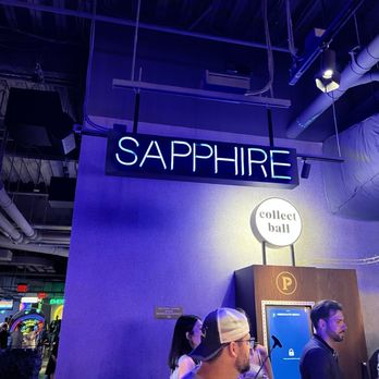 PUTTSHACK - BOSTON - Updated December 2024 - 402 Photos & 210 Reviews ...