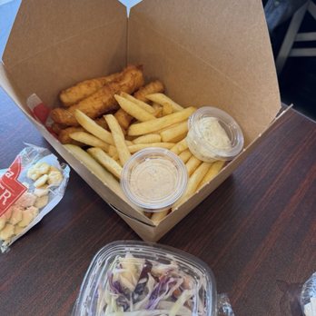 FISHMONGERS SEAFOOD MARKET - Updated September 2025 - 75 Photos & 25 ...