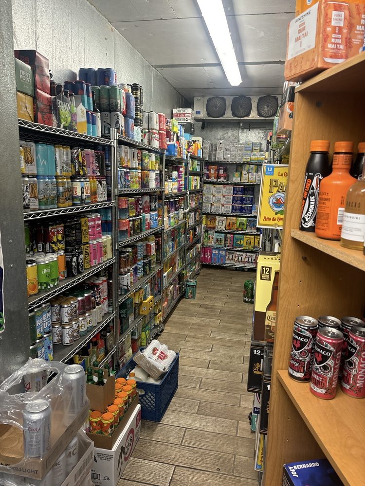 RED CARPET LIQUOR STORE - Updated June 2026 - 40 Photos - 85 Alamitos ...