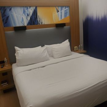 ALOFT NEW YORK BROOKLYN - Updated November 2024 - 214 Photos & 252 ...