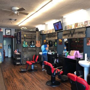 ROCKY RIDGE BARBER SHOP - 48 Reviews - Barbers - 1700 Rocky Ridge Dr ...
