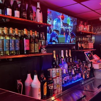 THE OWL LOUNGE - Updated October 2025 - 109 N Kings Ave, Brandon ...