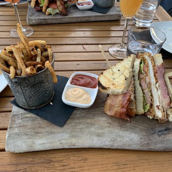 PLANK RESTOBAR - Updated October 2025 - 202 Photos & 205 Reviews - 67 ...