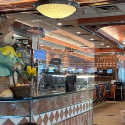 GOLDEN REEF DINER - Updated January 2026 - 287 Photos & 391 Reviews ...