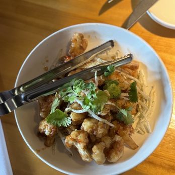 MOTT ST - Updated September 2024 - 1905 Photos & 1041 Reviews - 1401 N ...