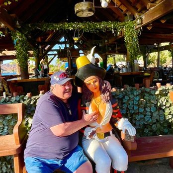 PIRATES DEN RESORT - Updated January 2026 - 104 Photos & 44 Reviews ...
