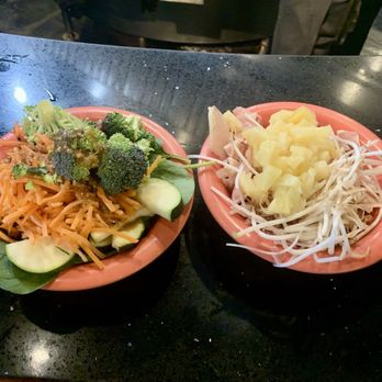 HUHOT MONGOLIAN GRILL - Updated August 2025 - 97 Photos & 106 Reviews ...