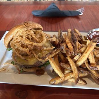 THE BAD APPLE - Updated January 2026 - 913 Photos & 1801 Reviews - 4300 ...