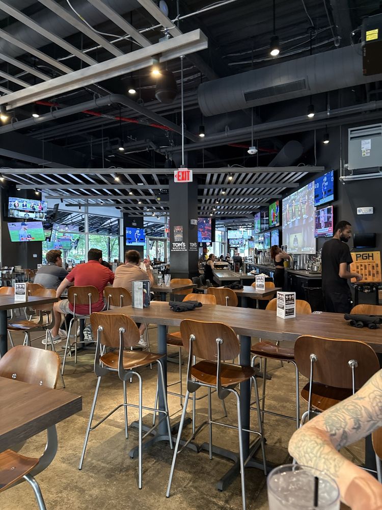 TOM’S WATCH BAR - Updated December 2025 - 150 Photos & 169 Reviews ...