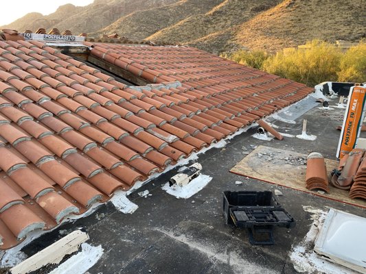 MODERN DESERT ROOFING - Updated September 2024 - 31 Photos & 25 Reviews ...