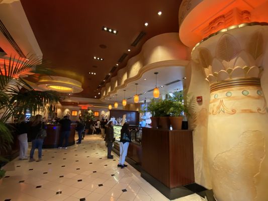 THE CHEESECAKE FACTORY - Updated July 2025 - 913 Photos & 554 Reviews ...