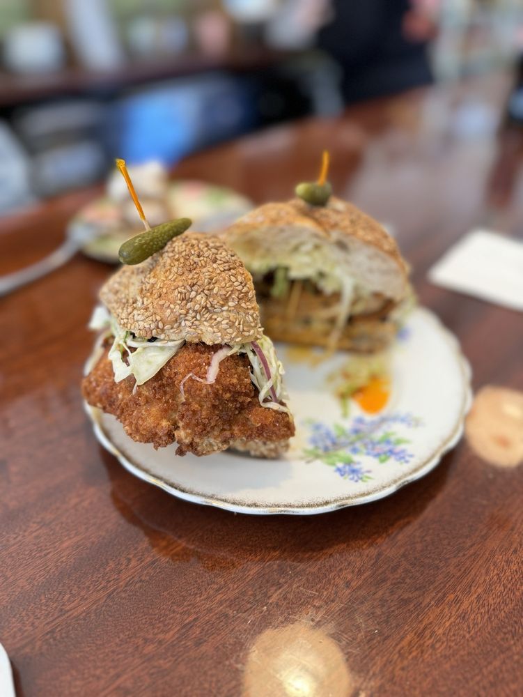 SALTY LUNCH LADY’S LITTLE LUNCHEONETTE - Updated July 2025 - 294 Photos ...