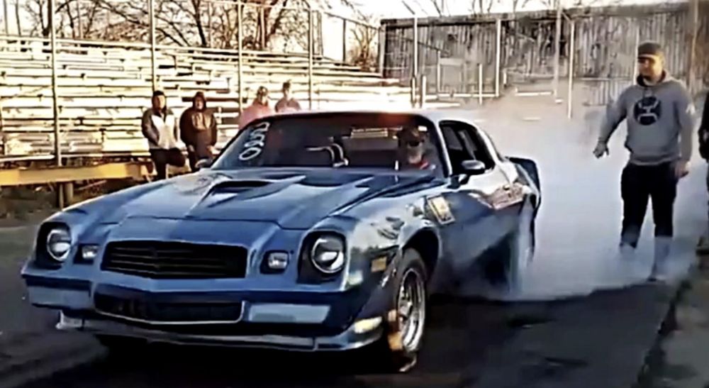 YELLO BELLY DRAGSTRIP - Updated December 2025 - 80 Photos - 4702 E Main ...