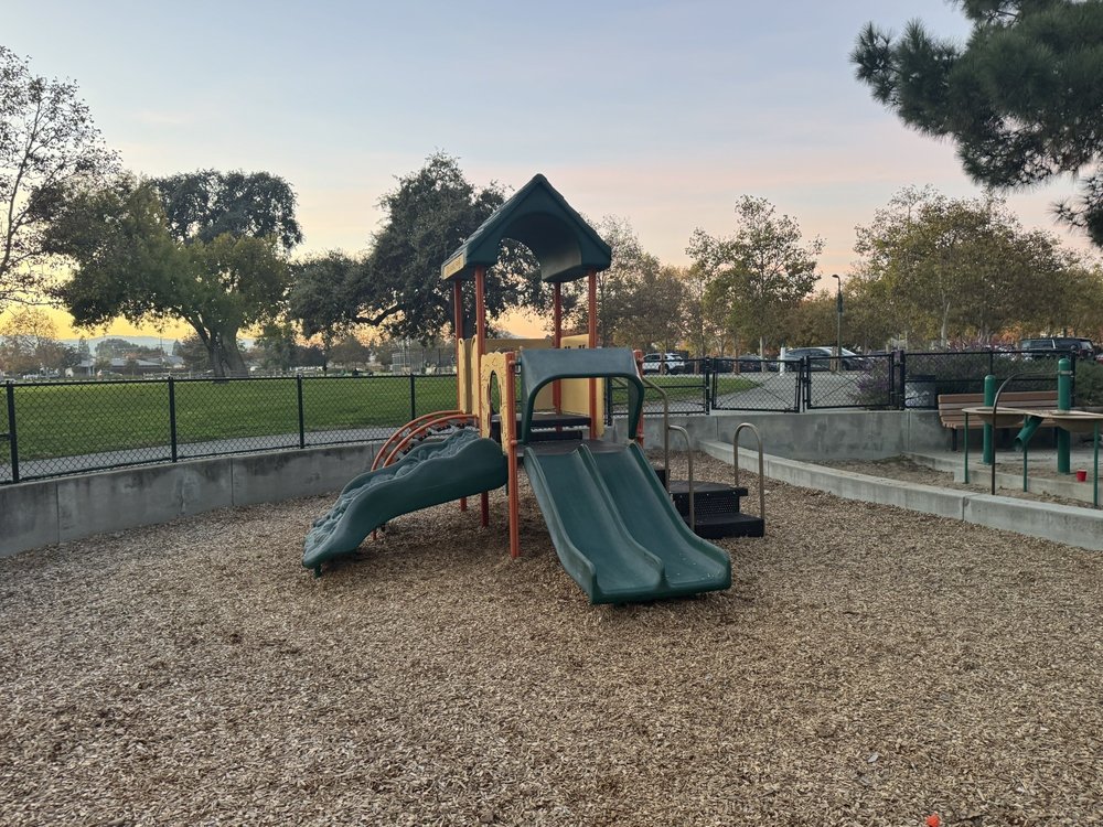 LAS ANIMAS PARK - Updated May 2026 - 13 Photos & 10 Reviews - 400 ...