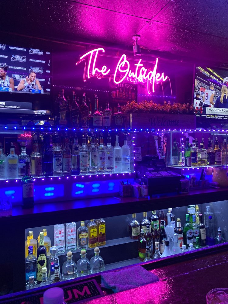 THE OUTSIDER - Updated January 2026 - 39 Photos & 70 Reviews - 894 ...