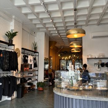 MADHOUSE CAFE - Updated May 2024 - 58 Photos & 26 Reviews - 24 Blue ...