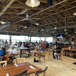 SALT SHACK ON THE BAY - Updated December 2024 - 1985 Photos & 1213 ...