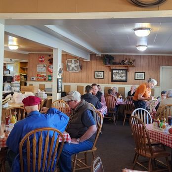 DIAMOND SPRINGS HOTEL - Updated August 2024 - 85 Photos & 134 Reviews ...