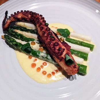 84 YESLER - Updated May 2024 - 514 Photos & 135 Reviews - 84 Yesler Way ...