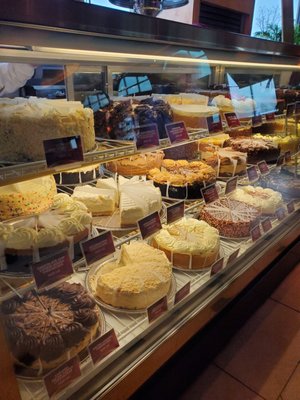 THE CHEESECAKE FACTORY - 556 Photos & 583 Reviews - 75 Middlesex ...