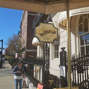 CHEERS - Updated April 2025 - 2810 Photos & 1276 Reviews - 84 Beacon St ...