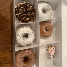 BEACON DOUGHNUTS - Updated November 2025 - 588 Photos & 274 Reviews ...