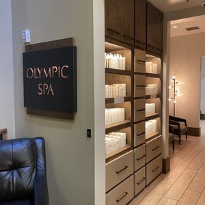 CLASSIQUE QUEEN ANNE SPA - Updated August 2024 - 19 Photos & 112 ...
