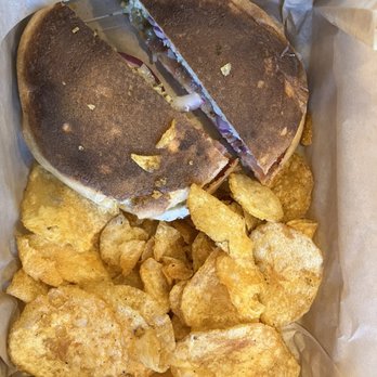 FROTH & CORK - Updated August 2025 - 115 Photos & 68 Reviews - 110 4th ...