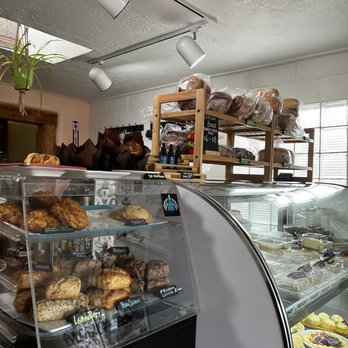 LOS RANCHOS BAKERY - Updated October 2025 - 156 Photos & 98 Reviews ...