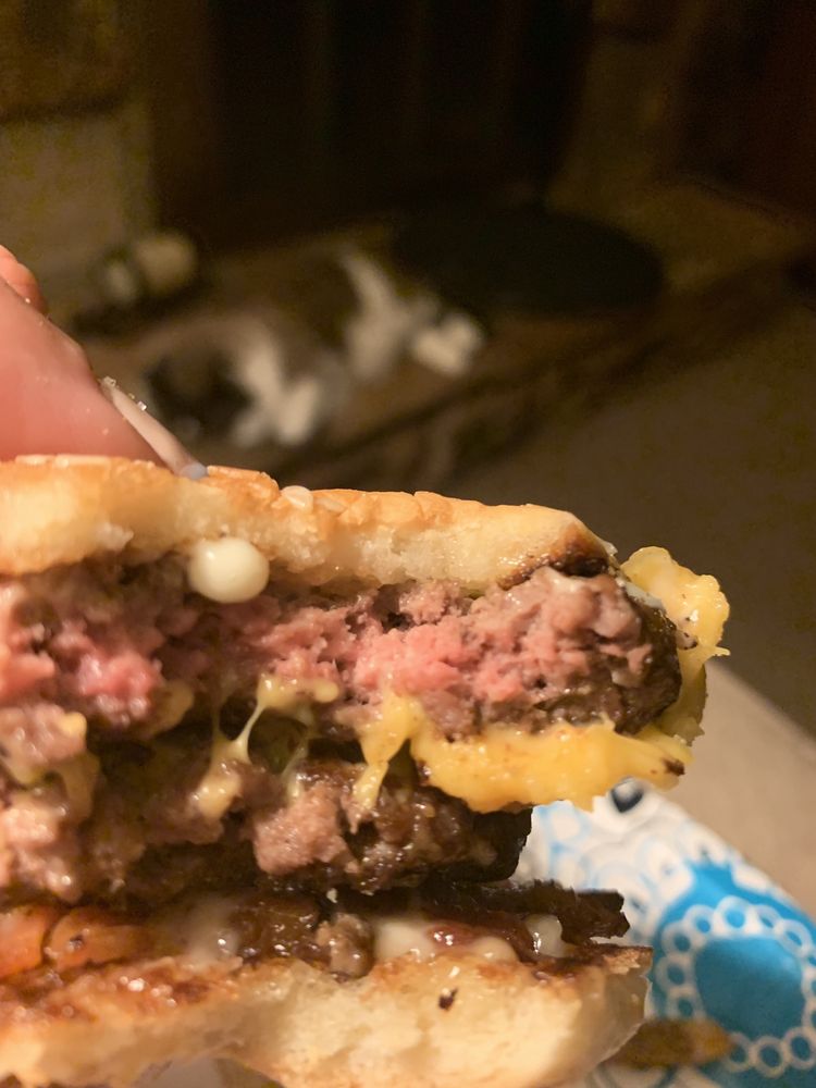 FIVE GUYS - Updated June 2024 - 31 Photos & 28 Reviews - 2000 Lincoln ...