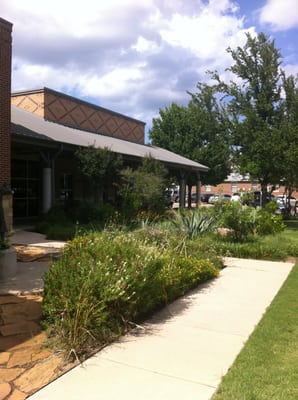 FLOWER MOUND PUBLIC LIBRARY - Updated July 2025 - 25 Photos & 14 ...