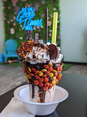 ICE ‘N’ ROLL - Updated October 2025 - 45 Photos & 34 Reviews - 4263 N ...