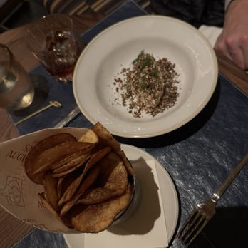 PERSEID - Updated May 2025 - 104 Photos & 25 Reviews - 4110 Loretto Dr ...