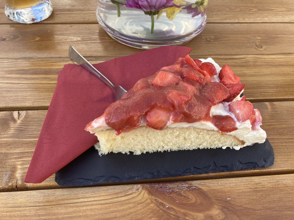 CAFE LANI - Hofmarkweg 7, Unterhaching, Bayern, Germany - Cafes ...