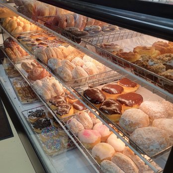 THE BAY COUNTRY BAKERY & CAFE - Updated October 2025 - 112 Photos & 99 ...