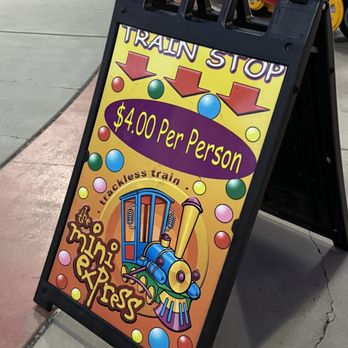 THE OUTLETS AT ORANGE - Updated May 2024 - 831 Photos & 840 Reviews ...