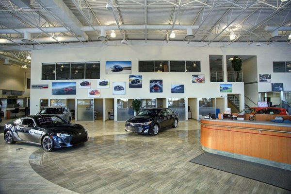 GATEWAY TOYOTA - Updated December 2025 - 52 Photos & 61 Reviews - 2020 ...