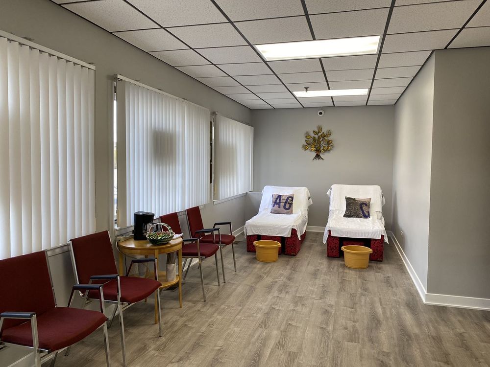 DOLPHIN SPA - Updated December 2025 - Request an Appointment - 1260 ...