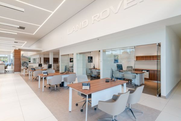 LAND ROVER FAIRFIELD - Updated October 2025 - 15 Photos & 36 Reviews ...