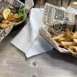 THE FISH JOINT - Updated December 2025 - 462 Photos & 435 Reviews ...