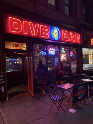 DIVE BAR - 184 Photos & 510 Reviews - 732 Amsterdam Ave, New York, NY ...