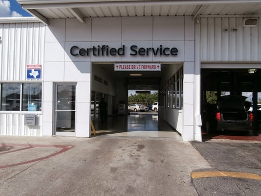 LUKE FRUIA MOTORS - Updated December 2025 - 10 Photos & 23 Reviews ...