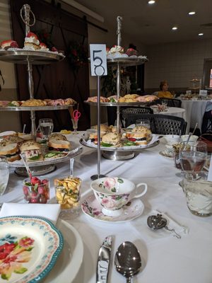 FABLED TABLE - Updated July 2025 - 40 Photos & 11 Reviews - 1400 Buena ...