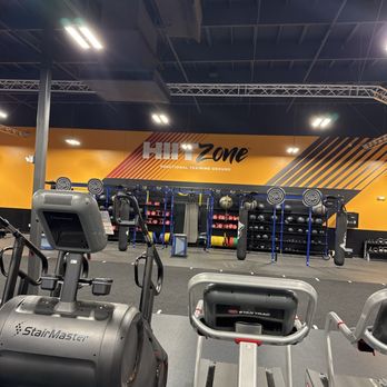 CRUNCH FITNESS - MONROVIA - Updated April 2025 - 57 Photos & 85 Reviews ...